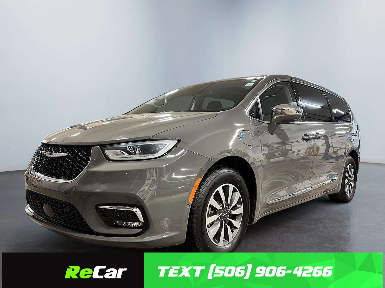 Used 2022 Chrysler Pacifica Hybrid Limited Front Wheel Drive located at ...